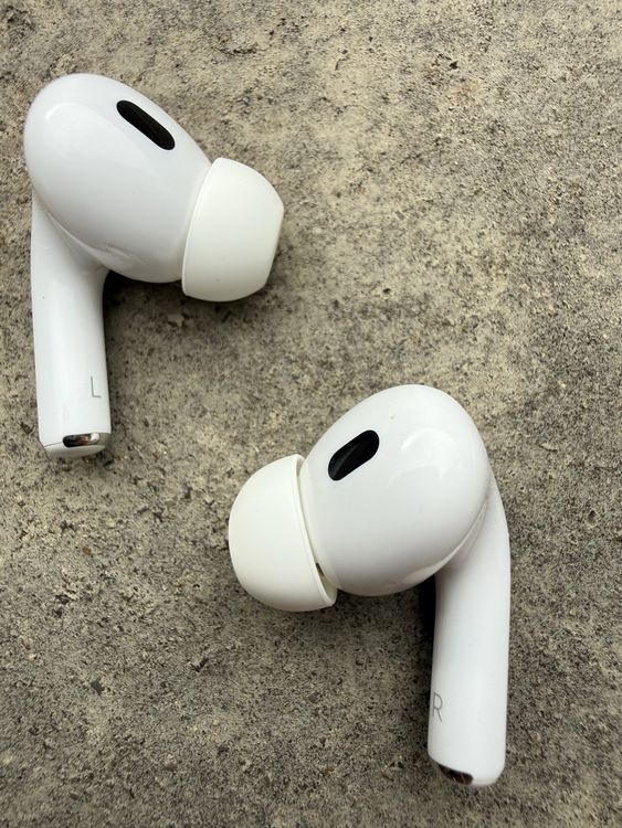 Apple AirPods Pro (2nd Gen) mit USB-C (Gebraucht) in Allschwil für CHF ...