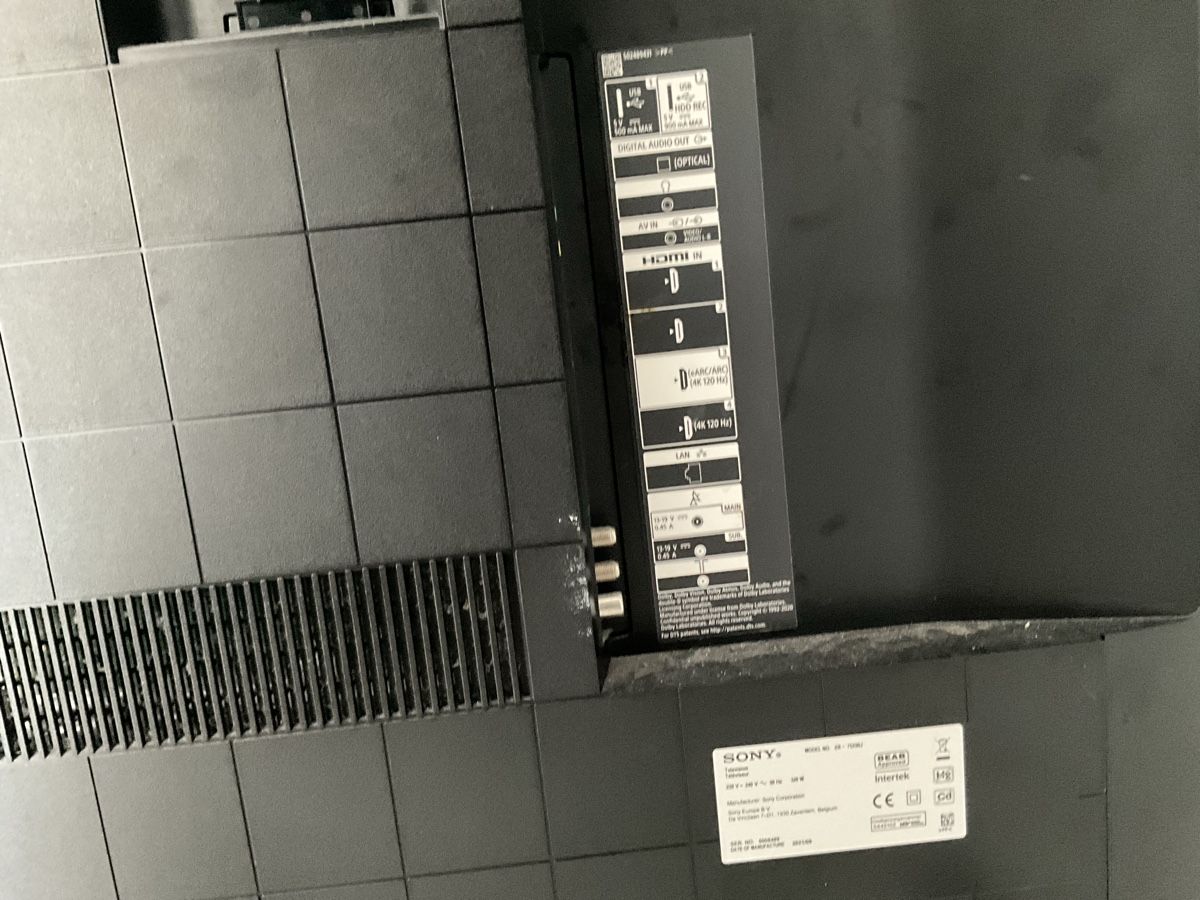 Sony Bravia 55 Zoll 4K UHD Smart TV (Defekt) in Bösingen für CHF 1 ...