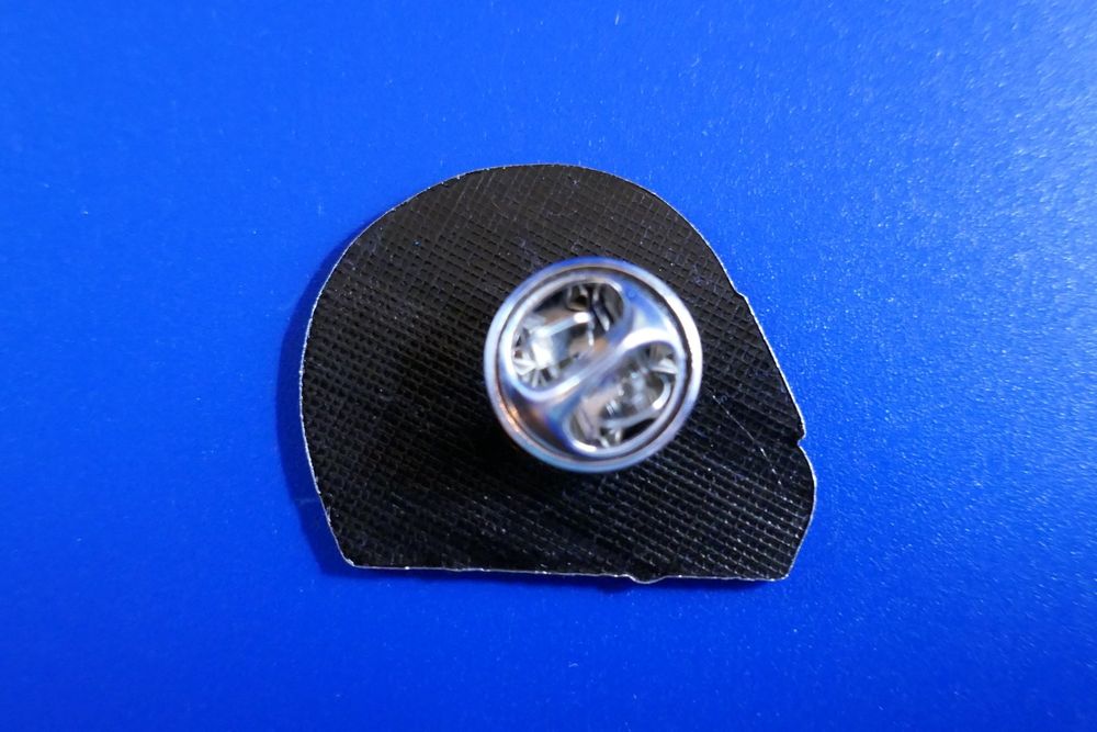 Pin's Casque olain PROST - Marlboro | Kaufen auf Ricardo