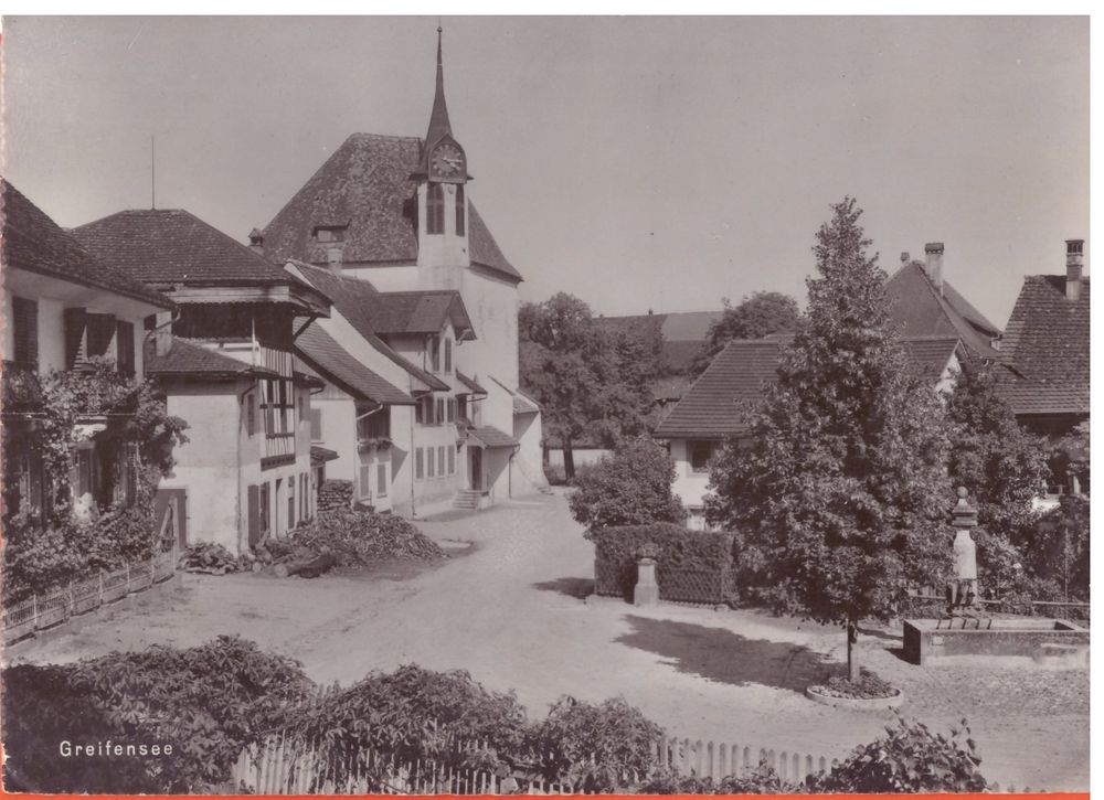 1967 GREIFENSEE - ZH - DORFPLATZ MIT BRUNNEN UND KIRCHE | Kaufen auf Ricardo