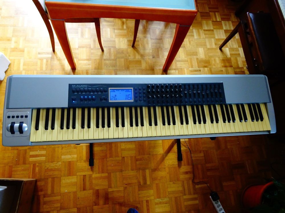 M-Audio Keystation PRO 88 (Neu (gemäss Beschreibung)) in Zürich für CHF ...