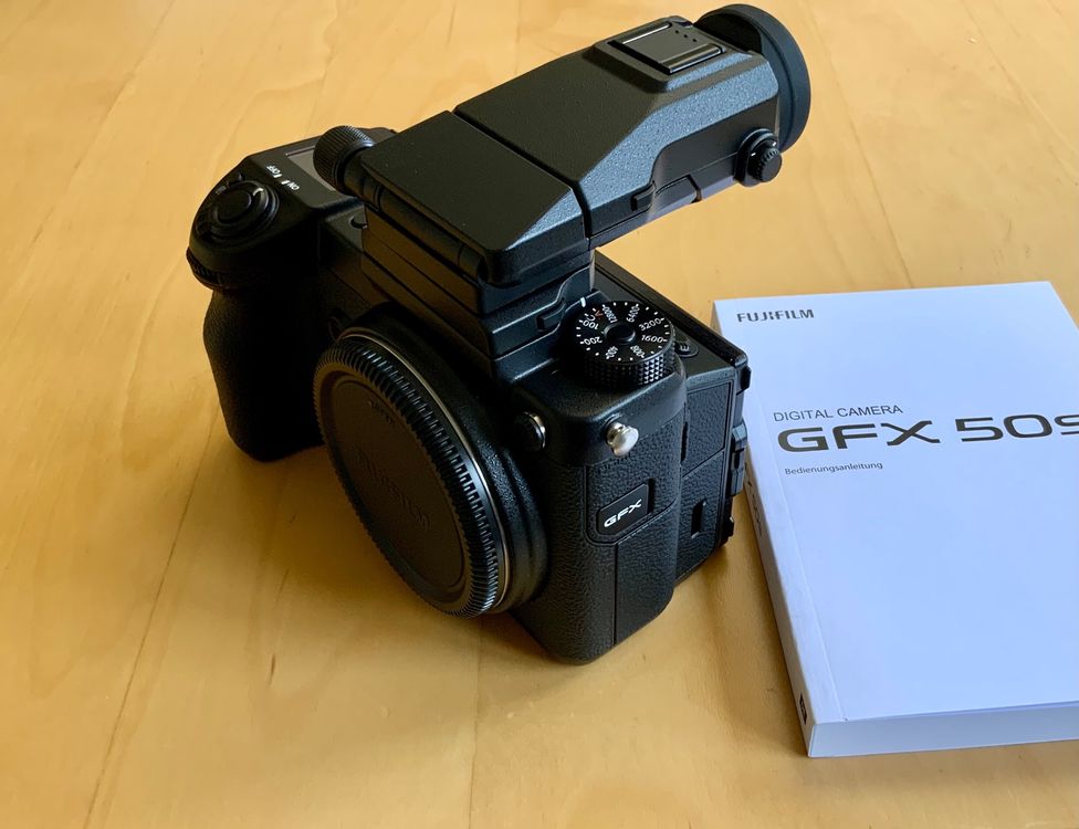 Fuji GFX 50S Mittelformat-Kamera Deluxe Edition Set | Kaufen auf Ricardo