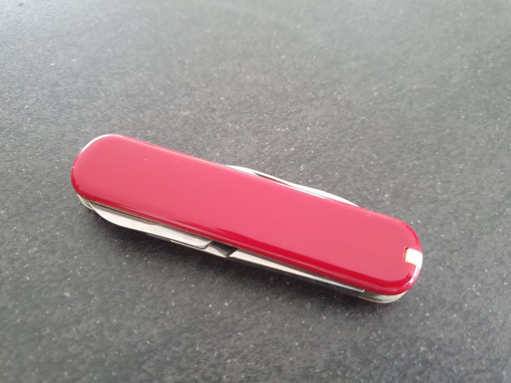 Sackmesser Victorinox mit Hülle und Zertifikat | Kaufen auf Ricardo