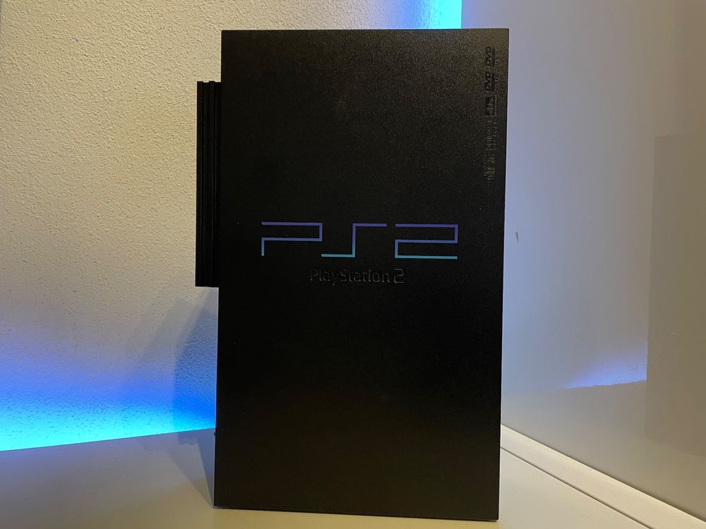 Sony Playstation 2 mit 7 Games und 1 Controller | Kaufen auf Ricardo