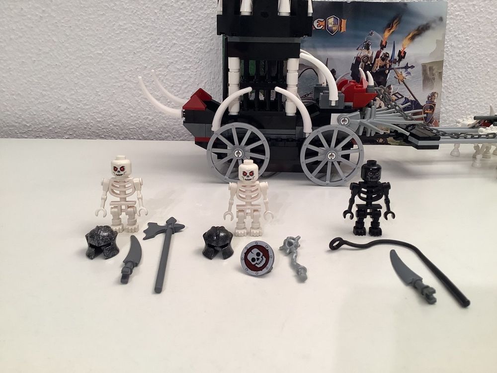 Lego Castle Skeletons Prison Carriage 7092 aus dem Jahr 2007 (Gebraucht ...