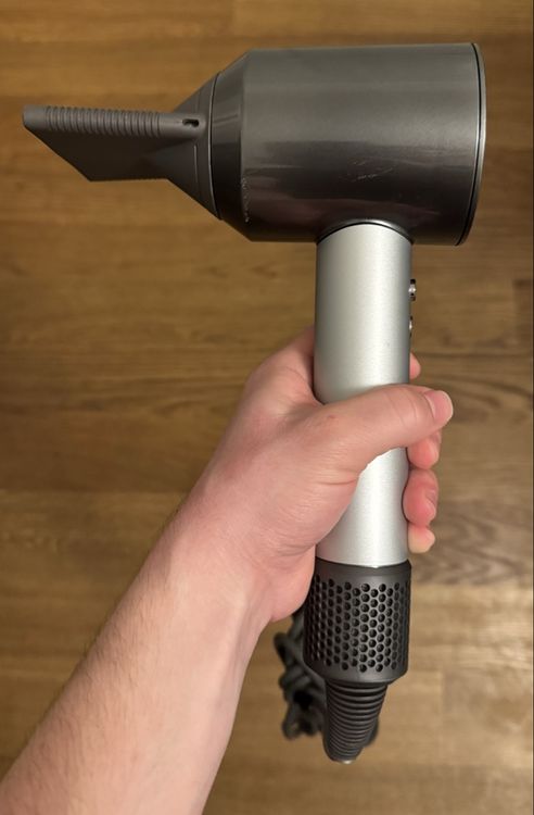 Dyson Haartrockner - Supersonic HD11 (Gebraucht) in Samnaun Dorf für ...