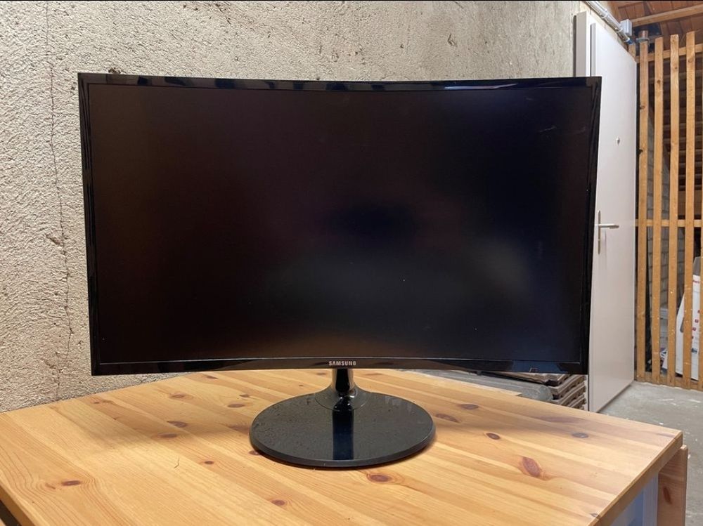 Samsung Curved Screen C27F390 (Gebraucht) in Ecublens VD für CHF 52 ...