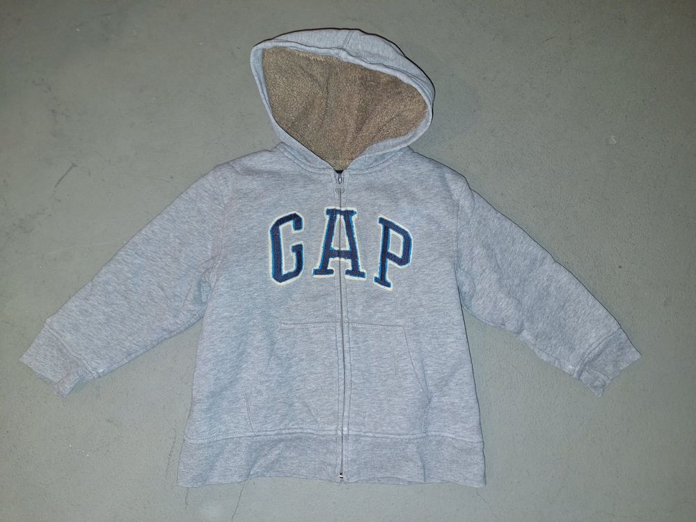 Kapuzenjacke von GAP Gr. 104/110 | Kaufen auf Ricardo