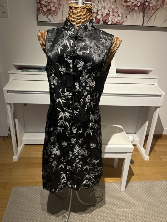 Schickes Kleid im Asia-Style, handgenäht, 36 (Gebraucht) in Solothurn ...