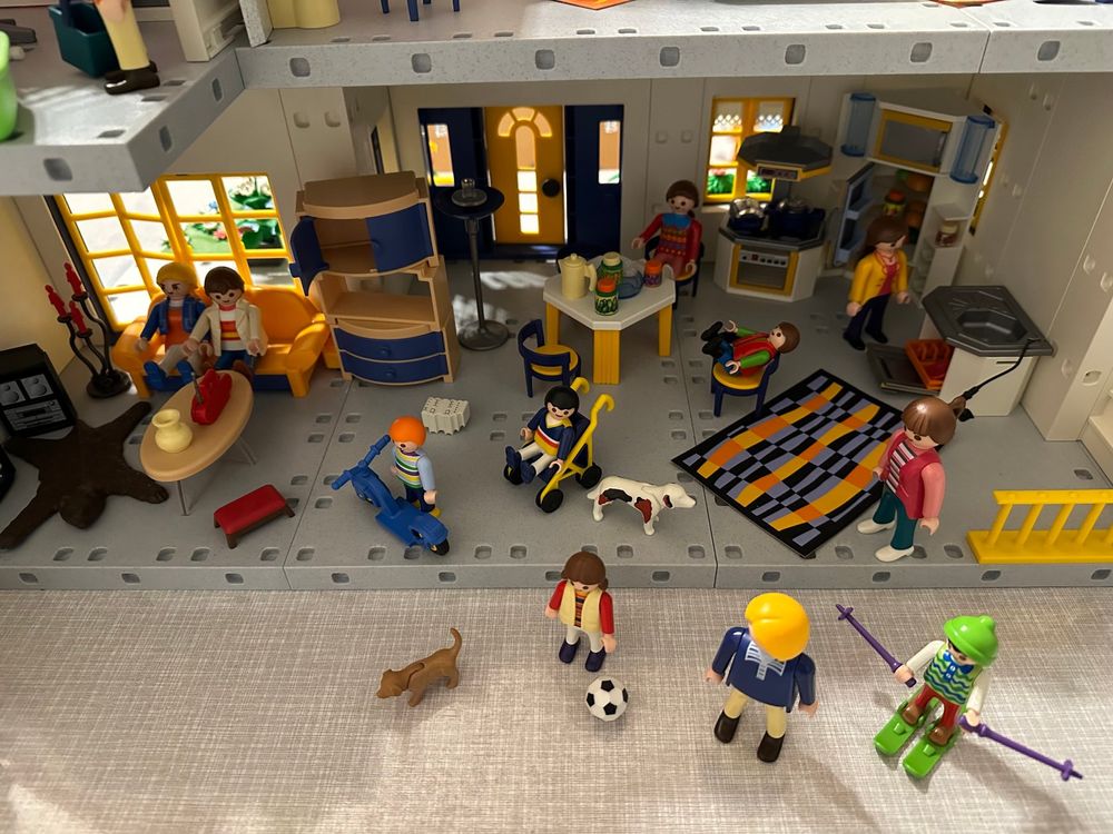 Playmobil Einfamilienhaus (3965A) mit kompletter Einrichtung (Gebraucht ...