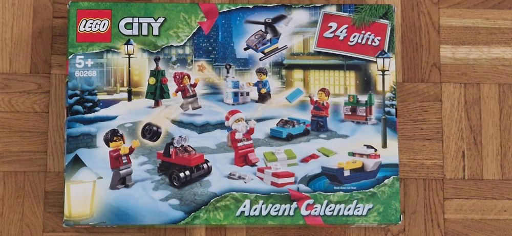 LEGO CITY 24 GIFTS CALENDAR (Neu und originalverpackt) in Neuchâtel für ...