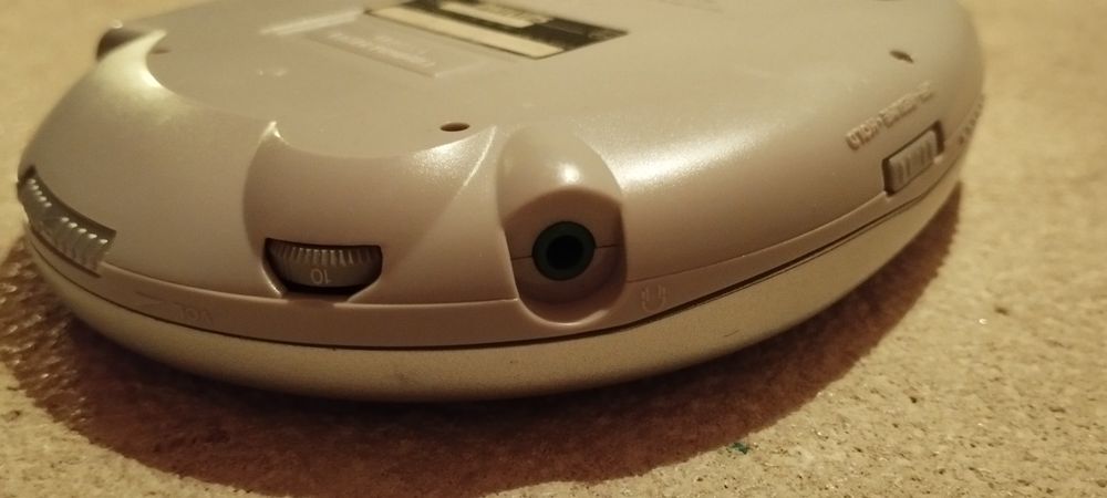 Tragbarer Discman Philips (Gebraucht) in Brienzwiler für CHF 12 – mit ...