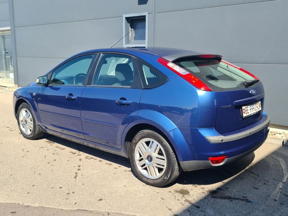 Ford Focus Ghia 2.0 16v (Gebraucht) in Sutz für CHF 2000 – nur Abholung auf Ricardo kaufen