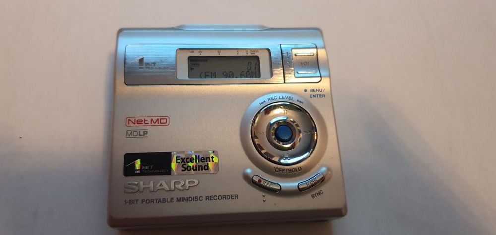 Sharp Net MD Portabler Minidisc Recorder | Acheter sur Ricardo
