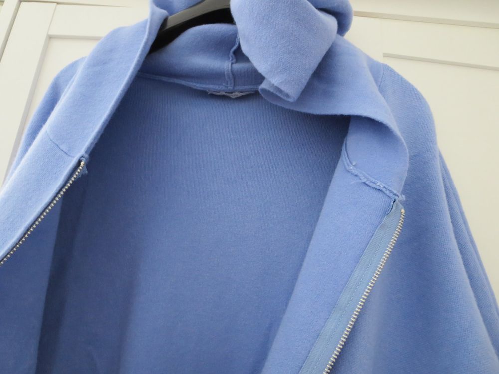 Locker fallende Damen Jacke mit Kapuze /Gr. 44-46 Onesize (Gebraucht ...