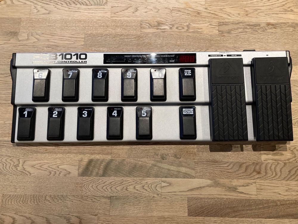Behringer FCB 1010 Midi Foot Controller (Gebraucht) in Niedermuhlern ...