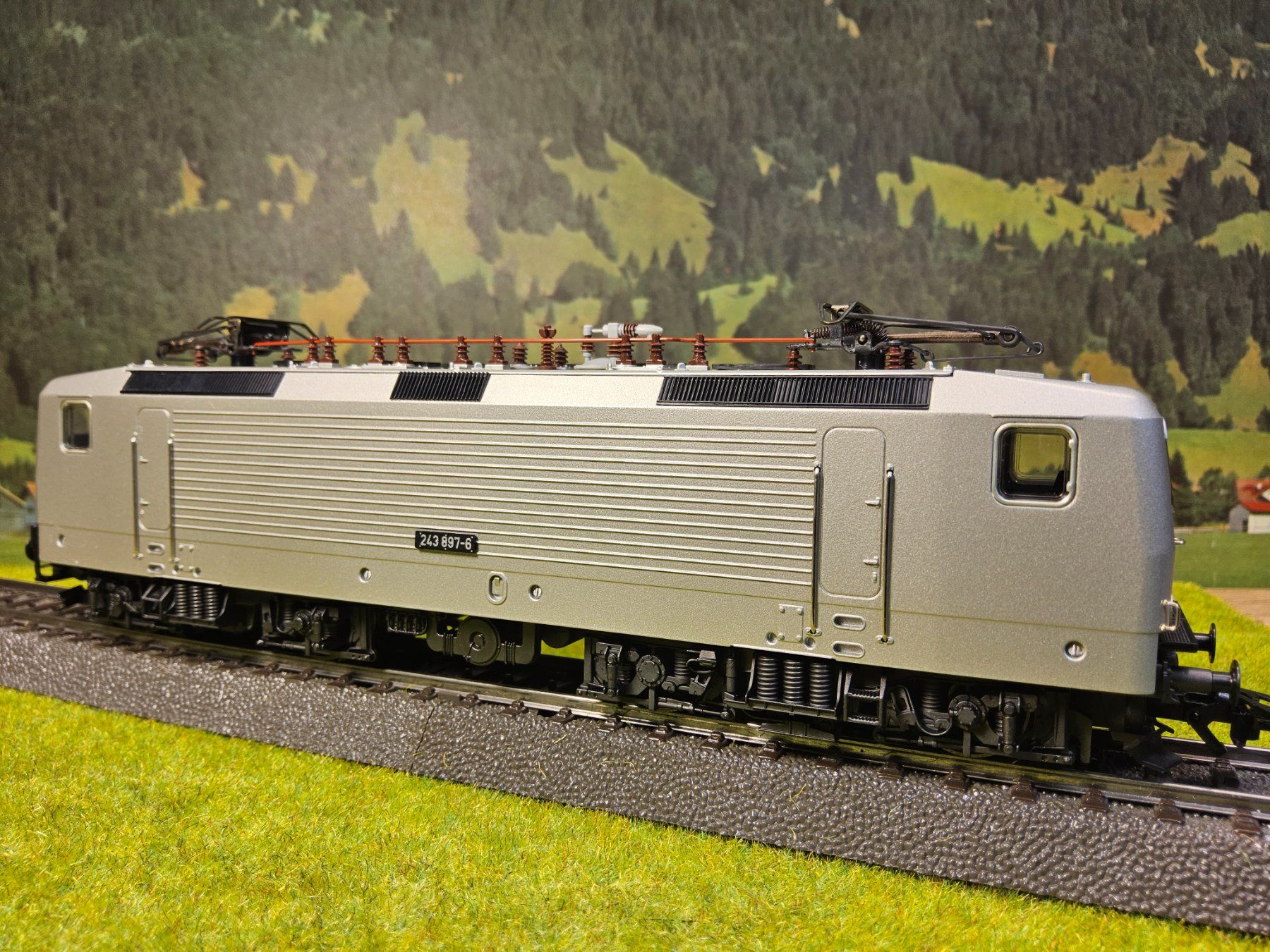 Märklin 3444 _ DDR E Lokomotive BR 243 Metall Edition in OVP (Gebraucht ...