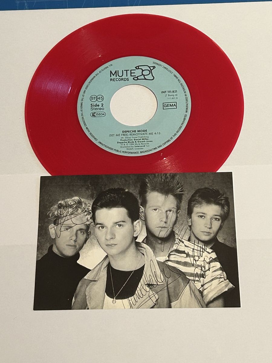 Depeche Mode. 1984. RED Vinyl. Master And Servant (Gebraucht) in ...