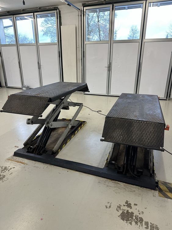 Scherenlift (Hebebühne) (Defekt) in Schaffhausen für CHF 813 – nur ...