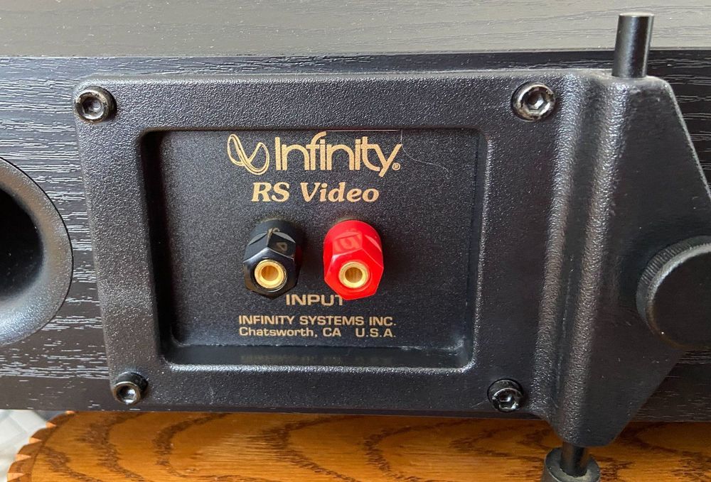 Wunderschöne Infinity RS Video mit neue Sicken. | Kaufen auf Ricardo