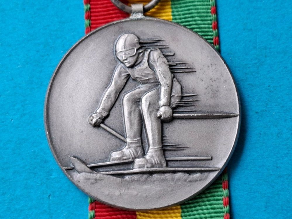 Urner Haldi Stafette 1972 (N442) (Defekt) in Ennenda für CHF 0.9 – mit Lieferung auf Ricardo kaufen