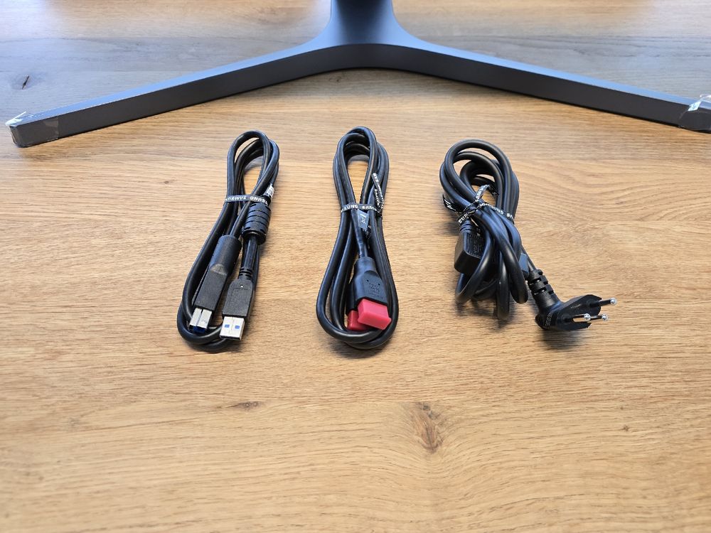 Samsung Odyssey CRG9 49" Curved Monitor – DEFEKT (Defekt) in Anglikon ...