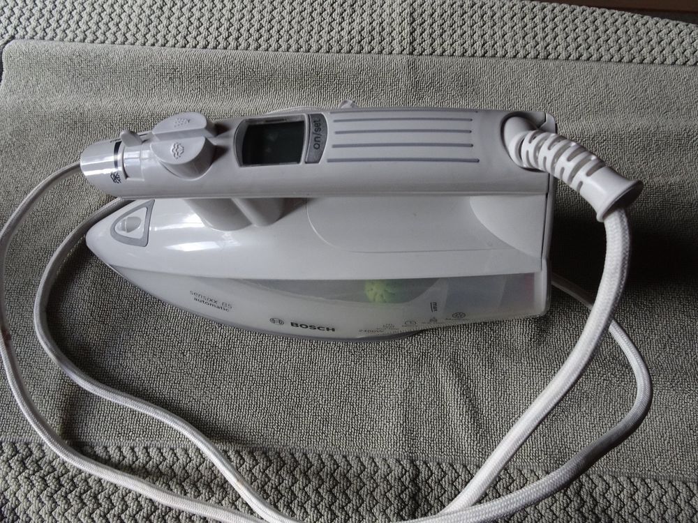 Bügeleisen Bosch Sensixx B5 Automatic | Kaufen auf Ricardo