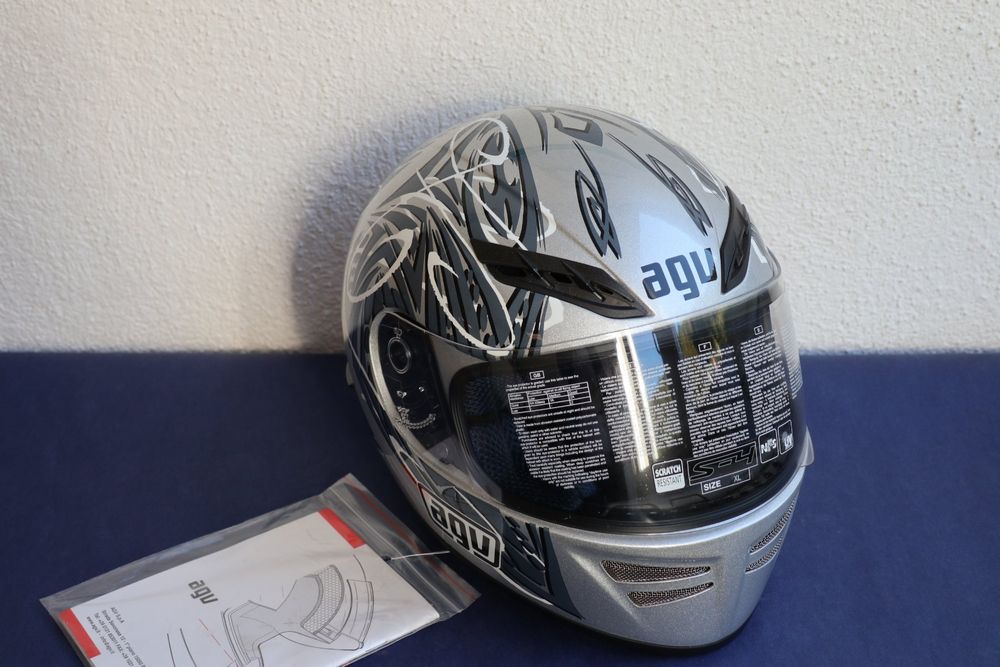 Motorradhelm Marke AGV, Grösse XL | Kaufen auf Ricardo