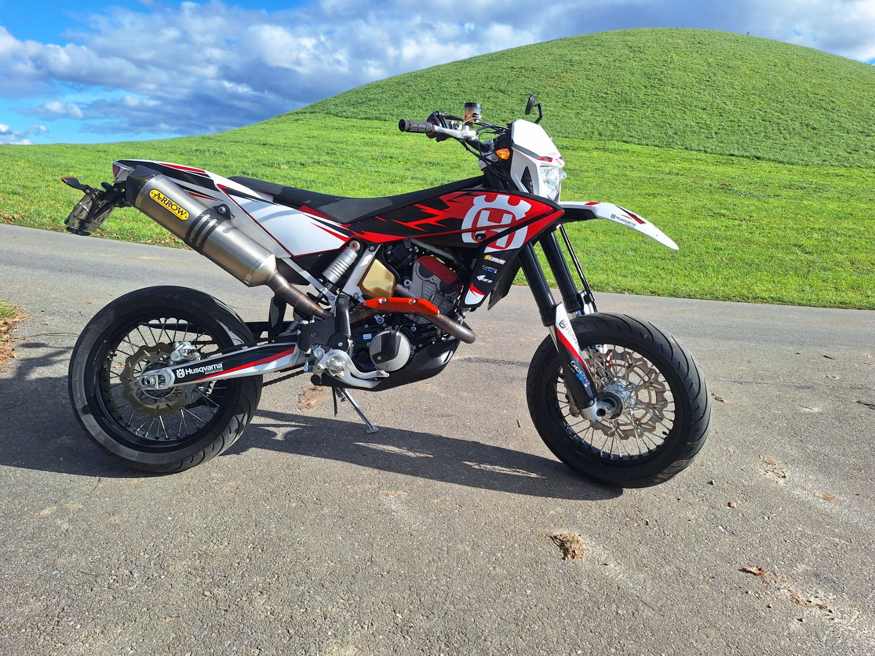 Supermoto Husqvarna SMR511 frisch ab MFK (20kW) (Gebraucht) in ...