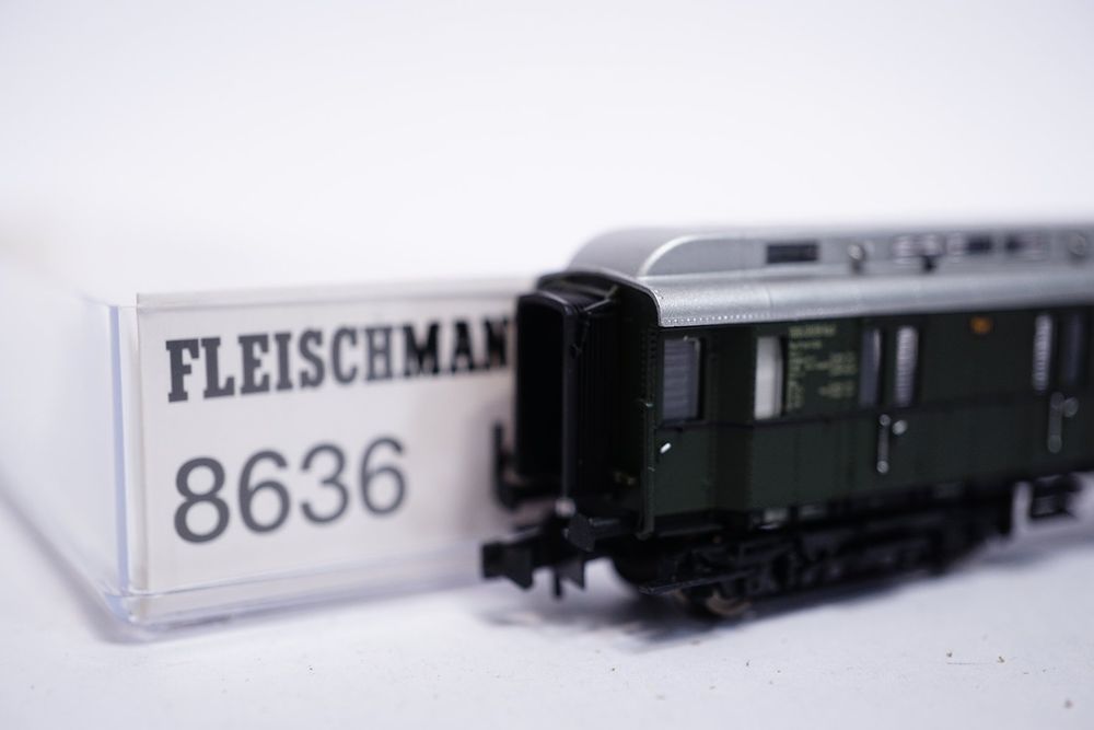 6∑ Fleischmann 8636 DB III PwPost 4ü-28 PostGepäckwagen | Kaufen auf ...