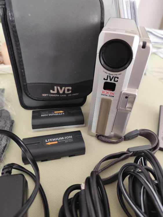 Caméscope JVC cbv 900u, 100x Digital Zoom- Accessoires (D'occasion) à ...