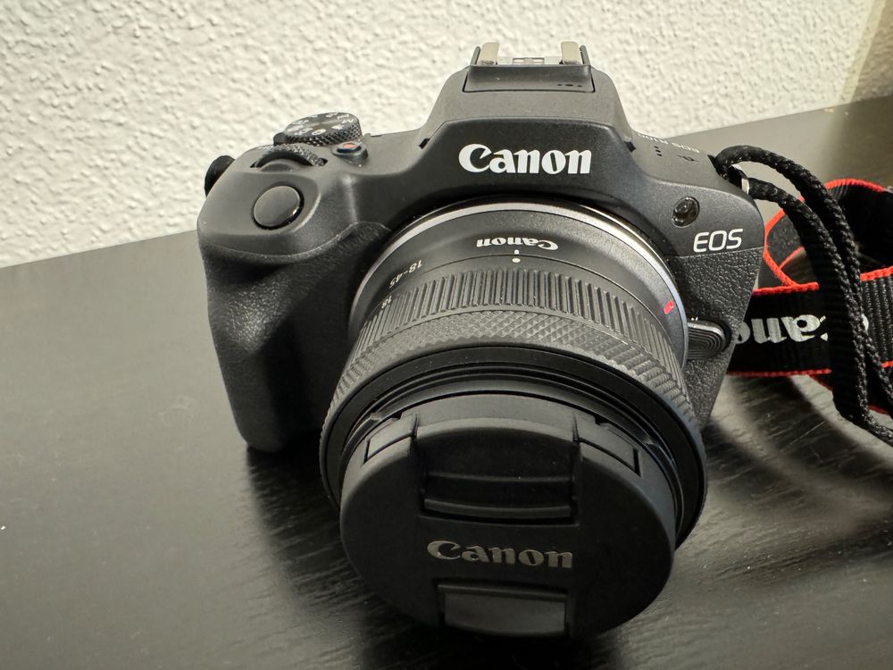 Canon EOS R100 perfekt Zustand! | Kaufen auf Ricardo