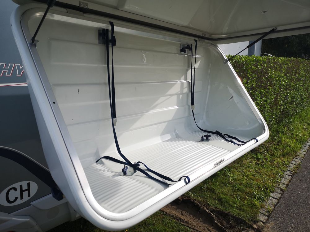 Camper Heckbox Thule Carry-All Box 150, 450L (Gebraucht) in Wängi für ...