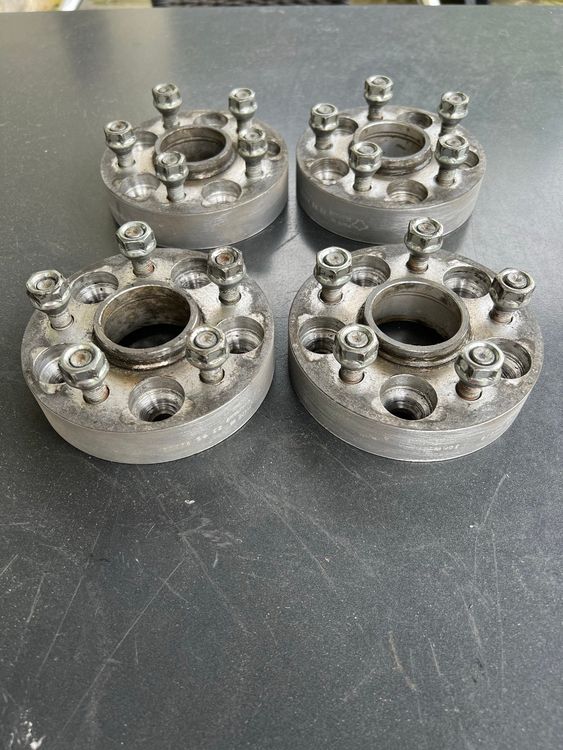 Distanzscheiben LK:5x100 in 30mm für Subaru,Toyota,etc. (Gebraucht) in ...