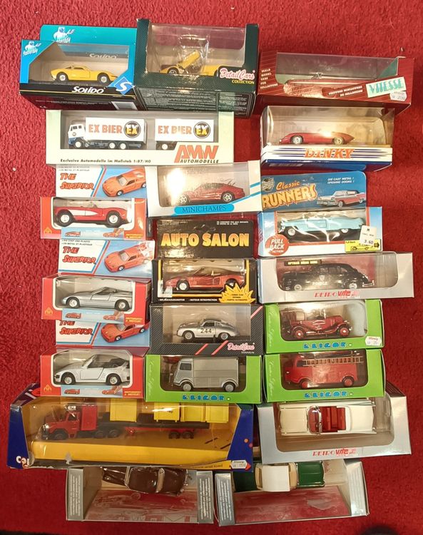 Grosses Lot (21 Stk.) Modellautos 1:43 (Neu (gemäss Beschreibung)) in ...