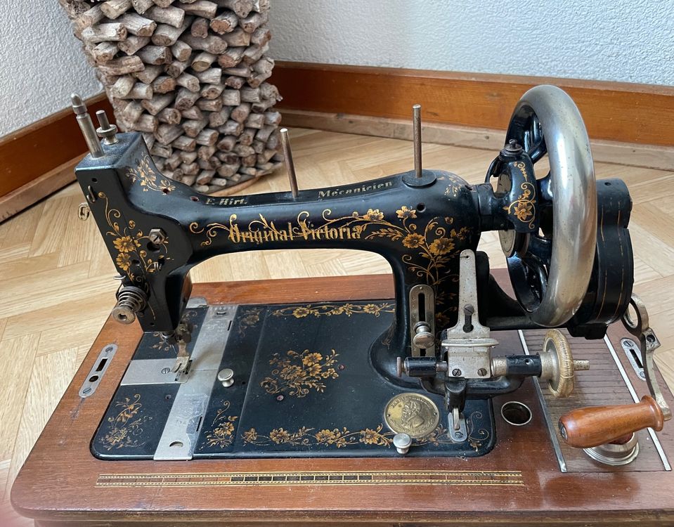 "F.Hirt Mécanicien Antike Hand Nähmaschine Original Victoria (Gebraucht ...