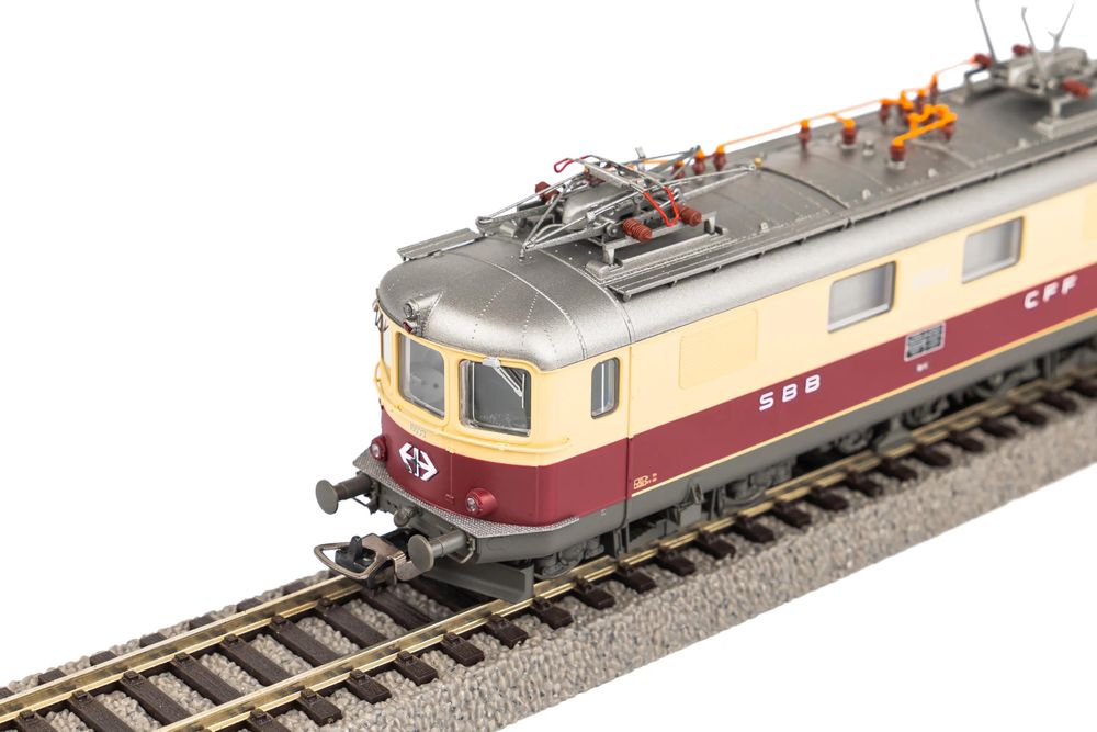 Piko 96889 SBB CFF FFS Re 4/4 I 10033 "TEE" DC analog (Neu und ...