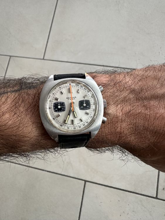 Betina Chronograph 1970er Swiss Made Panda Dial Vintage (Gebraucht) in ...