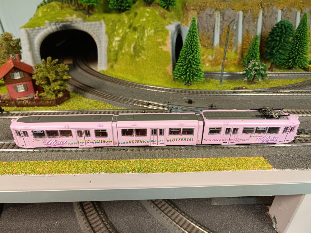 Roco-Strassenbahn "Alpia" (Defekt) in Künten für CHF 61 – mit Lieferung ...