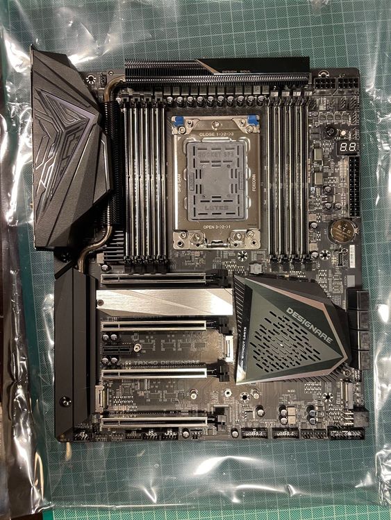 Gigabyte TRX40 Designare - Mainboard - Threadripper (Gebraucht) in ...