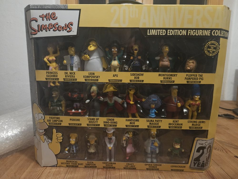 Simpsons Figuren Set, 20 Jahre Jubiläum, Limited Edition (Neu und ...