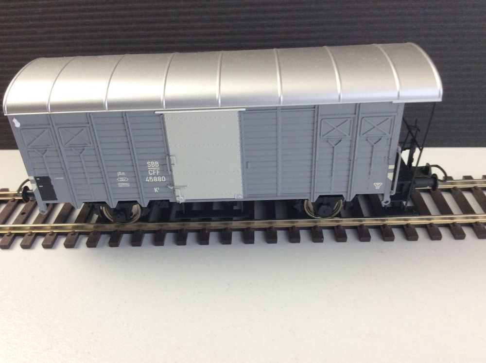 ROCO 47502 + 47503 SBB Güterwagen (Neu und originalverpackt) in Luzern ...