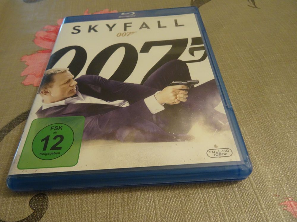 James Bond 007 - Skyfall - Blu-Ray (Gebraucht) in Olten für CHF 3.9 – mit Lieferung auf Ricardo ...
