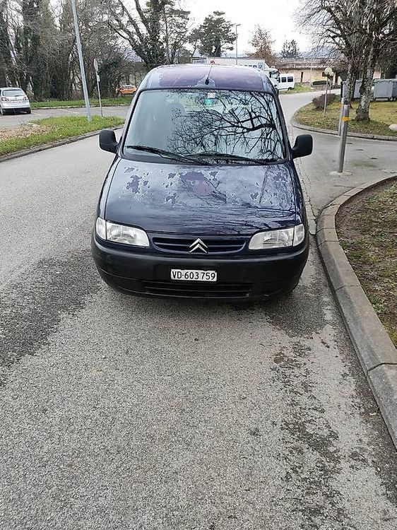 Citroen Berlingo (D'occasion) à St-Cergue pour CHF 700 – retrait ...
