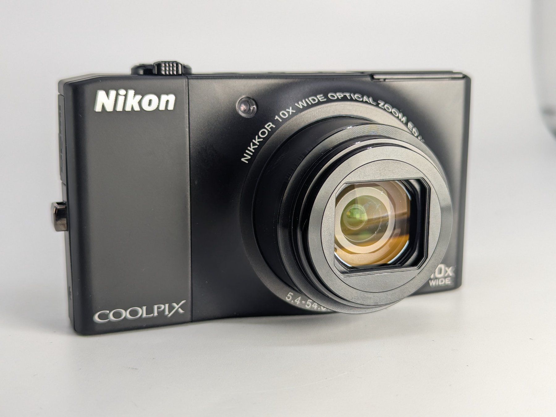 Nikon Coolpix S8000 mit OVP und Zubehör. Super Zustand (Gebraucht) in ...