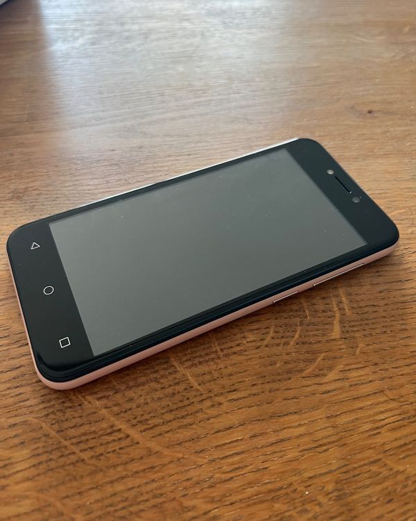 Wiko Smartphone Y50 16GB (Neu (gemäss Beschreibung)) in Weiningen ZH ...