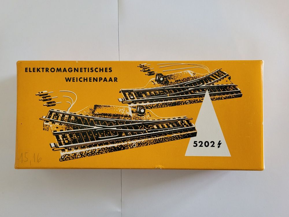 Märklin H0 5202 - Elektromagnetisches Weichenpaar mit OVP (Neu (gemäss Beschreibung)) in Payerne ...