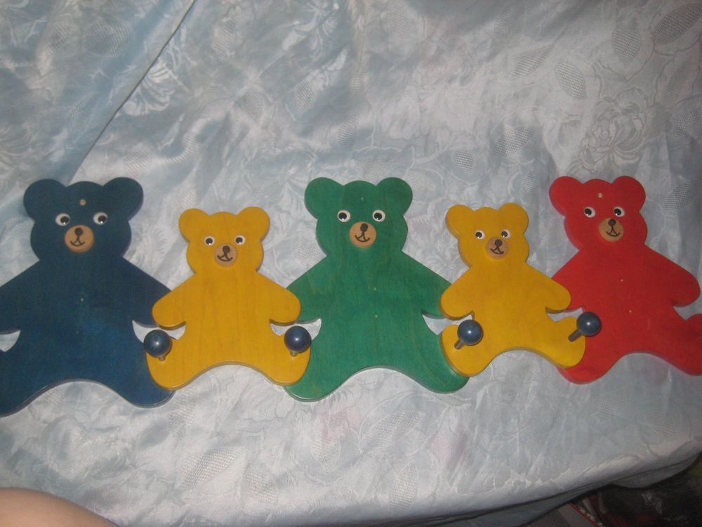 KINDER DEDDY GARDEROBE (Neu (gemäss Beschreibung)) in Uster für CHF 30 – mit Lieferung auf ...