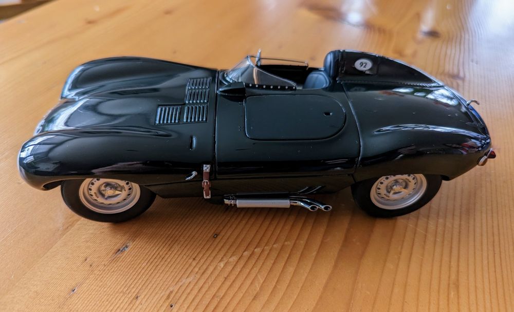 Jaguar D-Type wunderschönes Modell 1/18 von AUTOart (Gebraucht) in ...