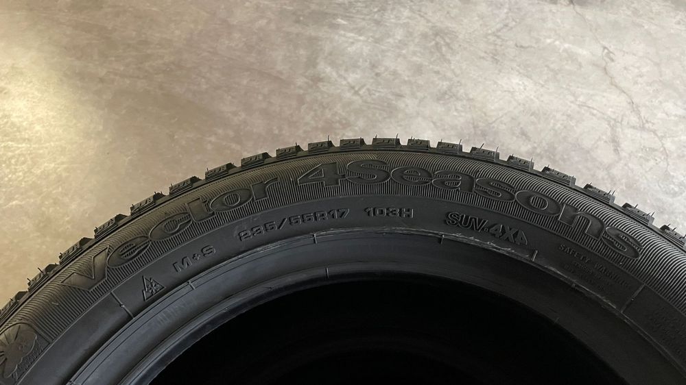 GOODYEAR Vector 4 Seasons SUV Allwetter Pneus 235/55 R17 (Gebraucht) in Amriswil für CHF 330 ...